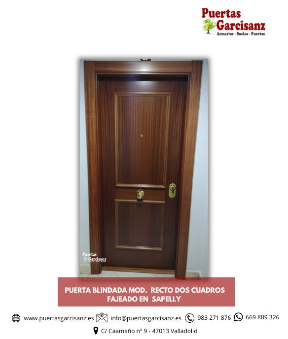 Puerta blindada provenzal biselada en sapelly rameado - PUERTAS GARCISANZ